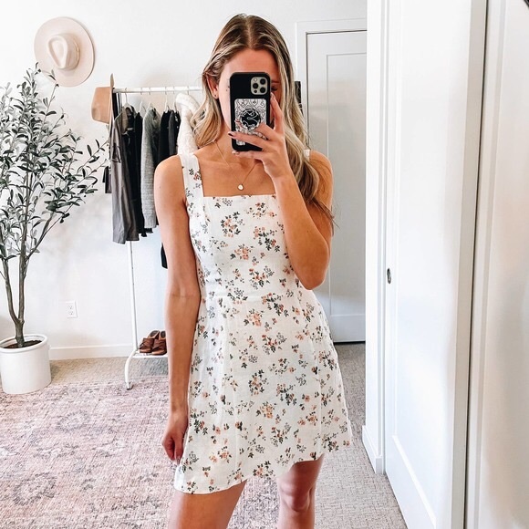 Reformation | Dresses | Reformation Floral Rose Pink Sweetheart Sheath ...